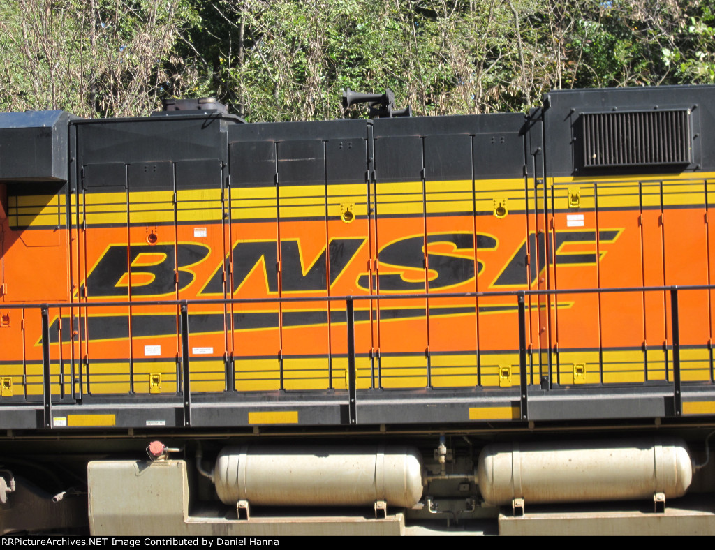 side of BNSF 6400